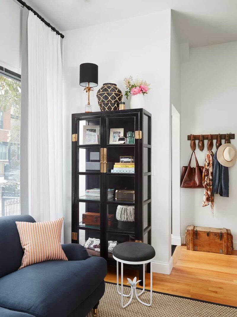 Chicago Interior Designer, Claire Staszak, Opens Lakeview Design Studio