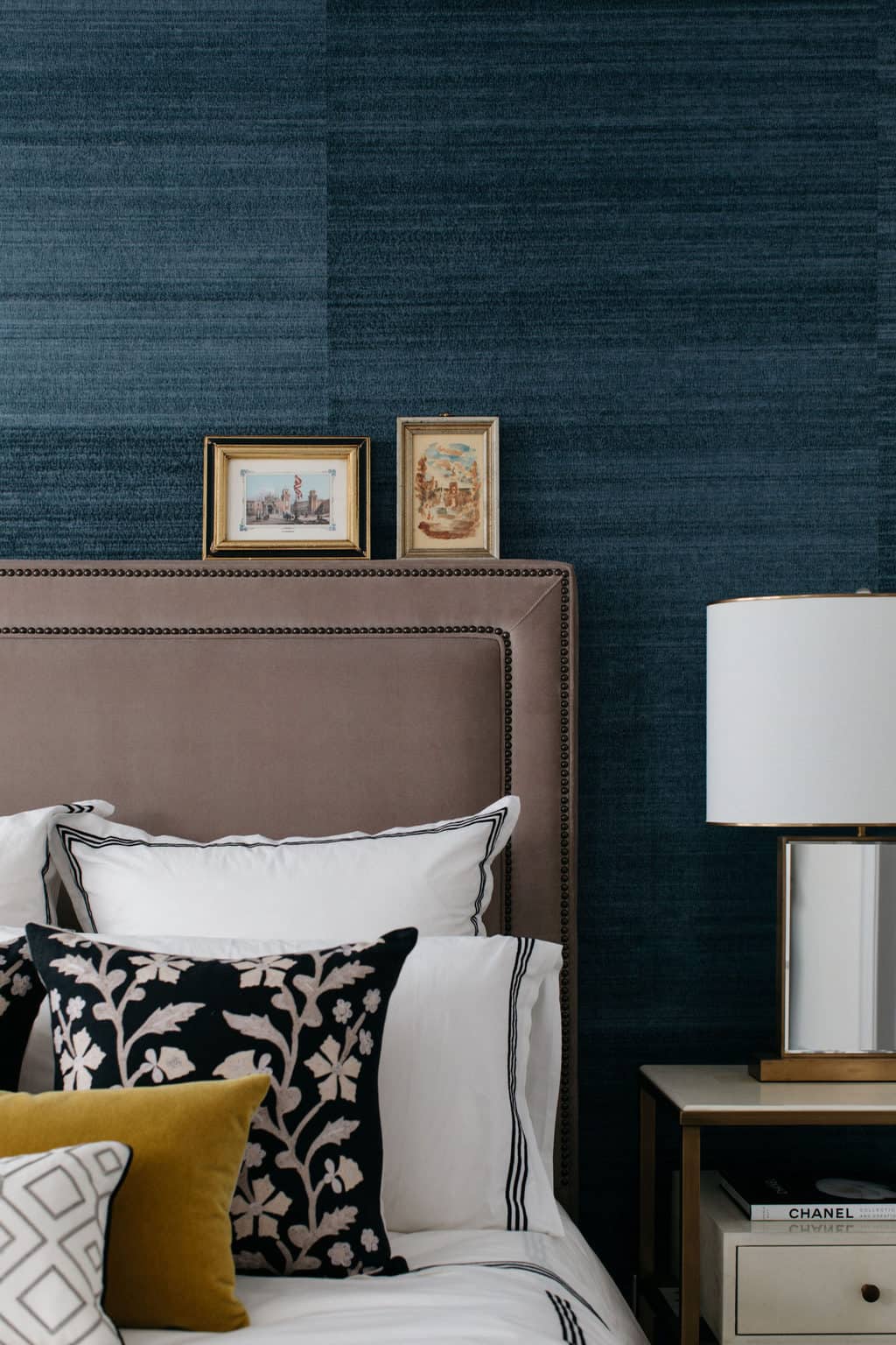 12 Best Places to Buy Wallpaper, According to an Interior Designer