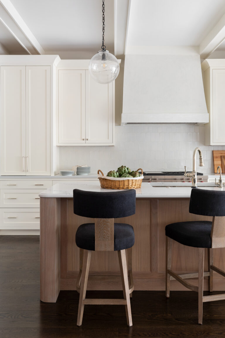 Range Hood Ideas to Bring Style to Your Kitchen